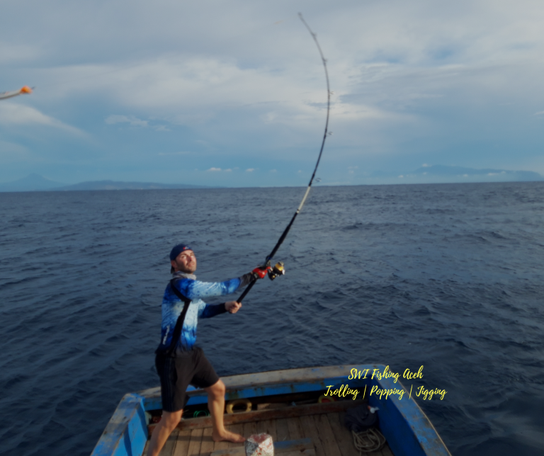 10 Fishing Techniques: Methods & Types of Angling Technique - SWI ...